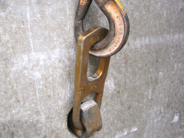 Hijsvoorzieningen – VB BETON